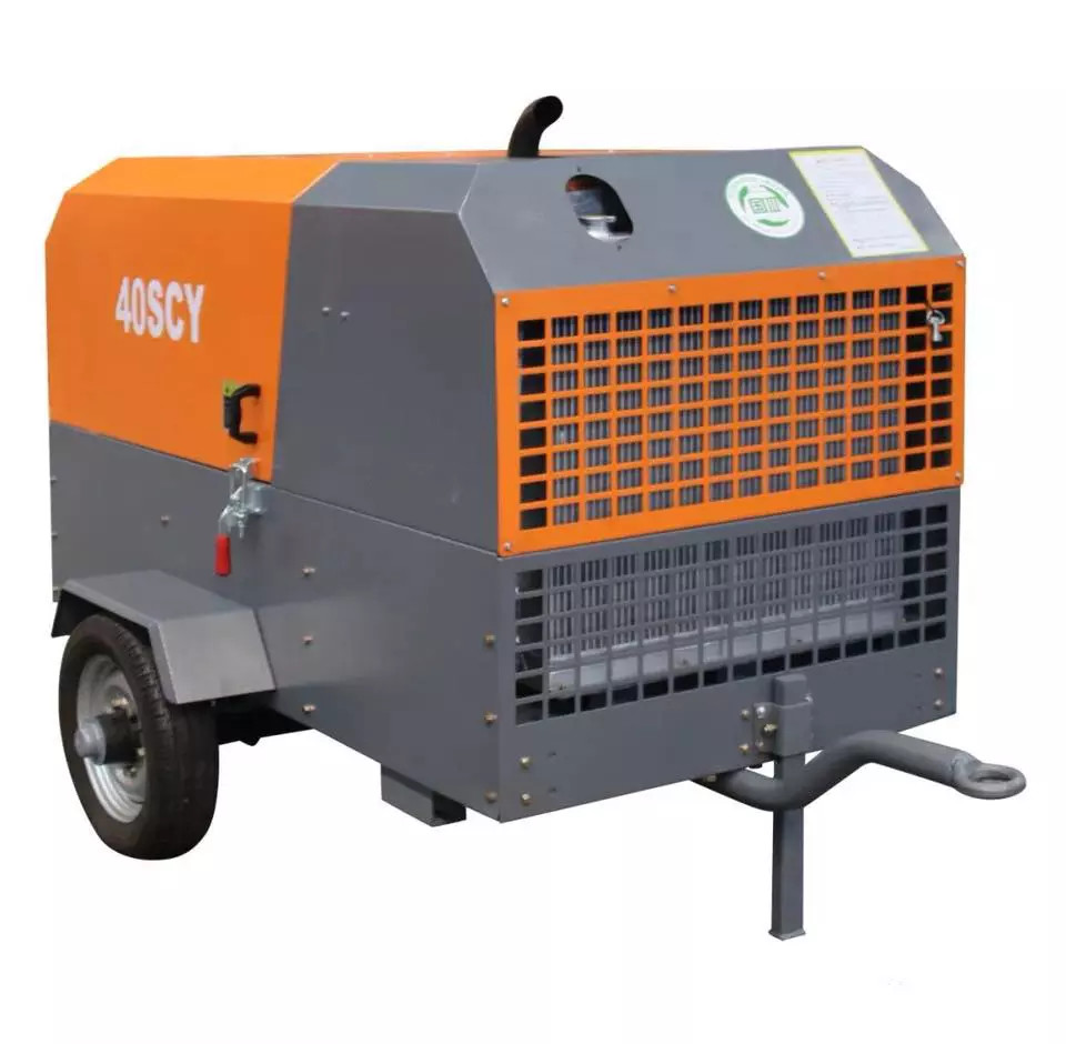 7 Bar 37 Kw 50HP Diesel Mobile Air Compressor For Mining / Building Site
