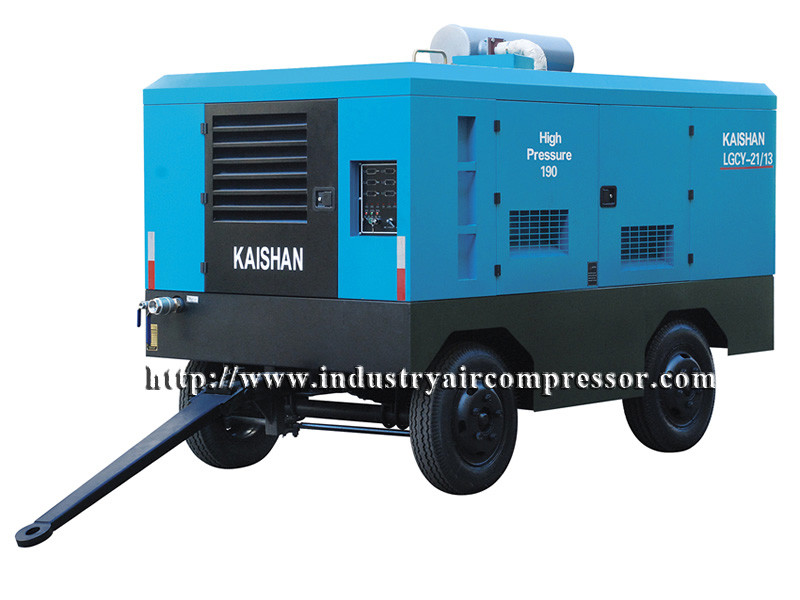Energy Saving Portable Rotary Screw Air Compressor For Industry 4500 kg